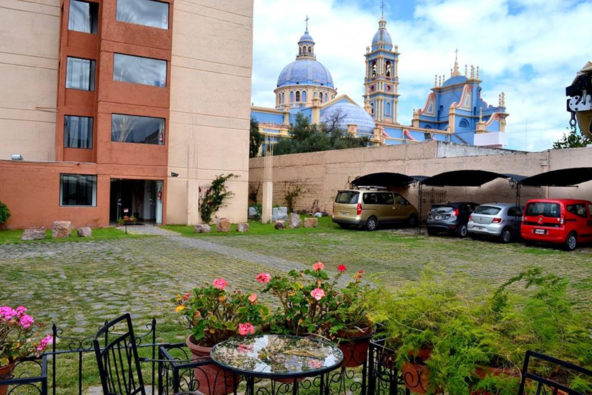SAMKA HOTEL SALTA